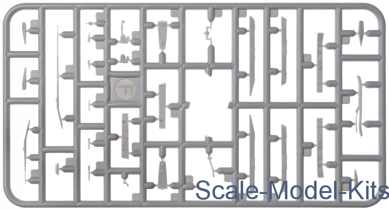 Sukhoi Su-17M3 advanced fighter-bomber-ModelSvit plastic scale model ...